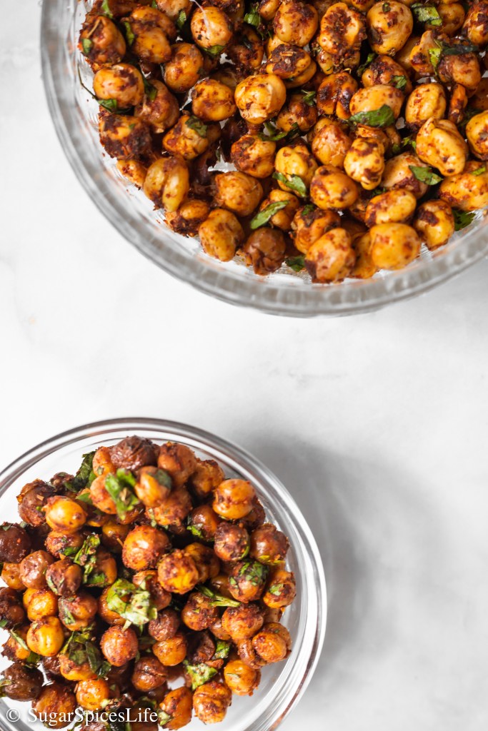 Spicy Roasted Chickpeas Recipe - Sugar Spices Life